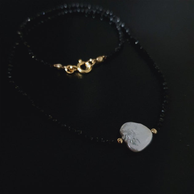 Colier spinel negru cu perla naturala - Meraki | IARMAROC.com