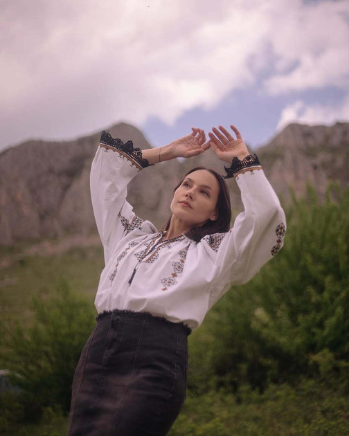 Ie tradițională „Giorgeta” - CANEP ART | IARMAROC.com