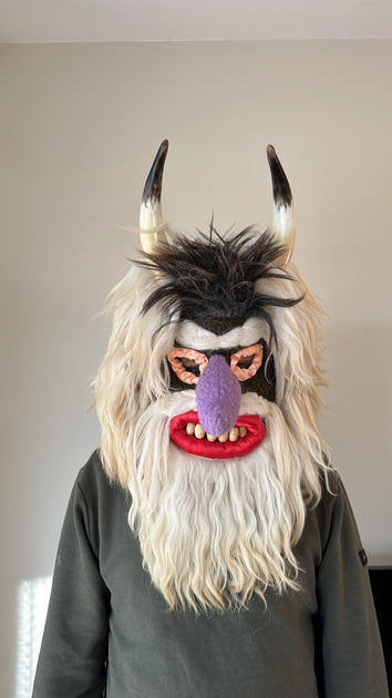 Mască de moșneag cu coarne - Iulian Mihalachi | IARMAROC.com