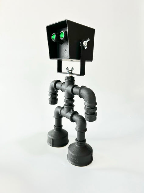 Green Eyes Robot - Pipelights by Serox | IARMAROC.com